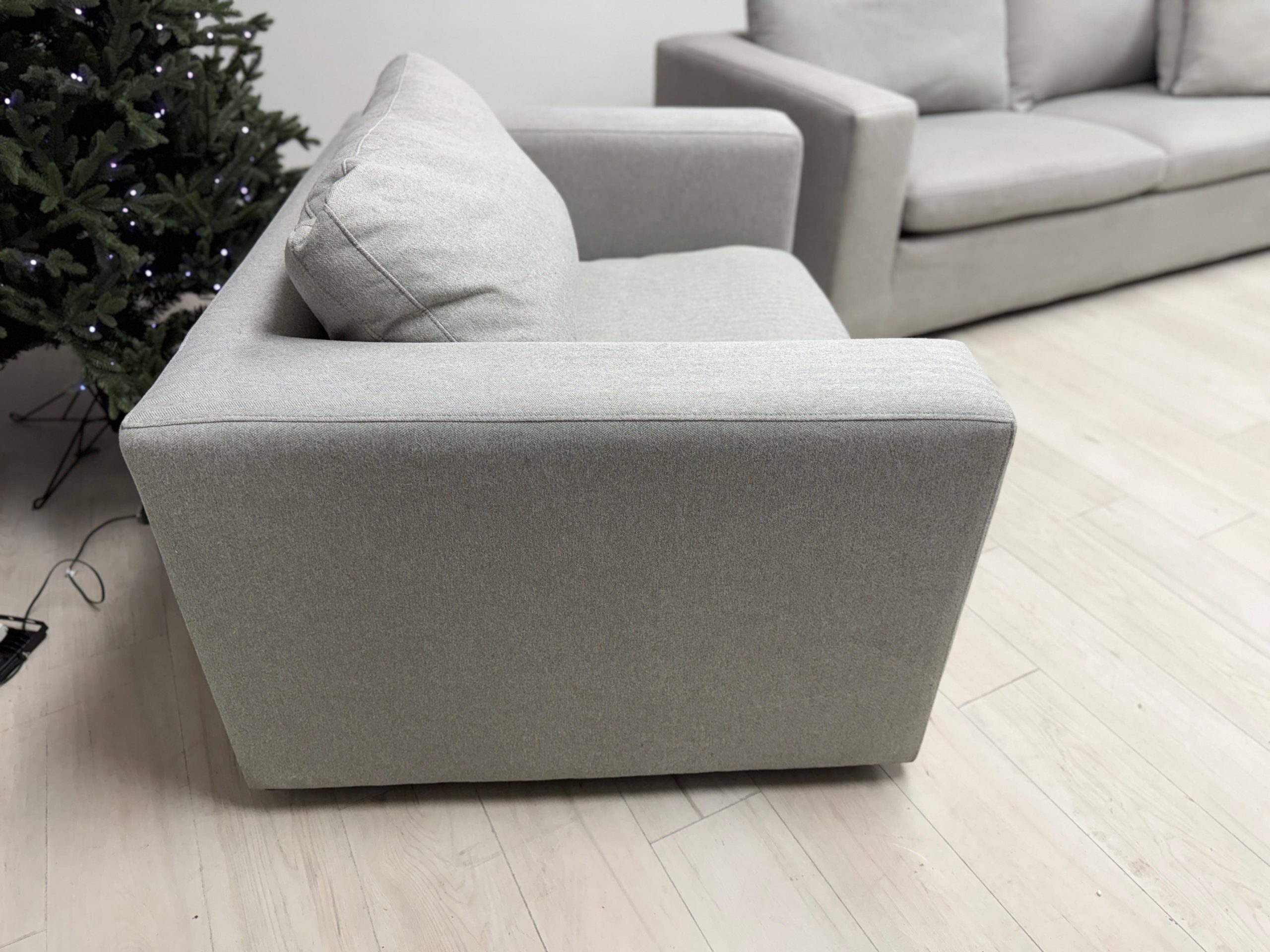 Thomasville Hoxton Sofa And Oversized Swivel Chair